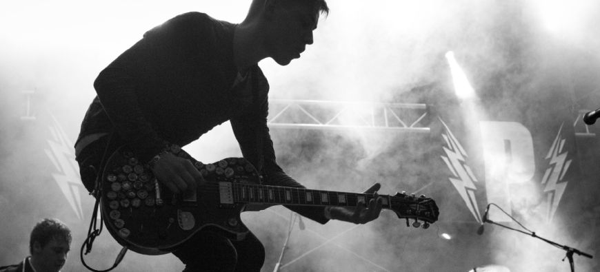 5 Musisi Indonesia yang Punya Lebih dari Satu Band | Gen 987 FM! Radio ...